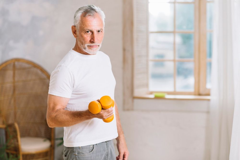 Top 6 Evidence-Based Supplements for Building Muscle After 60 – STAAR LABS
